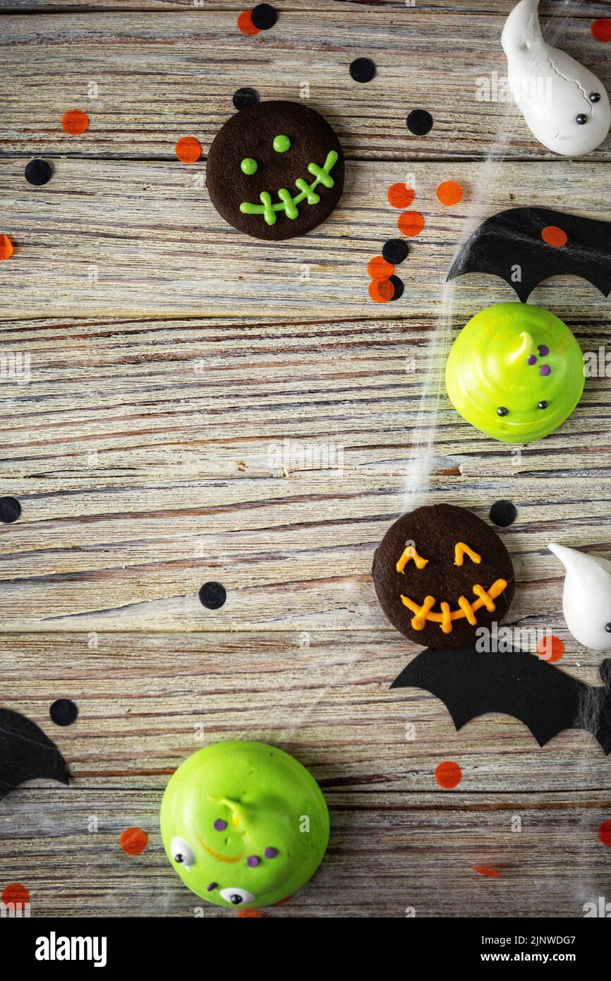 Halloween Gingerbread Cookies cooking background. Autumn holiday baking ...