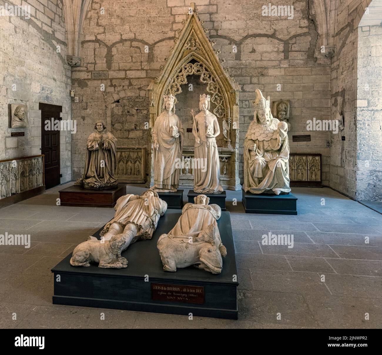 Funerary monument and figures of royalty and the church in the ...