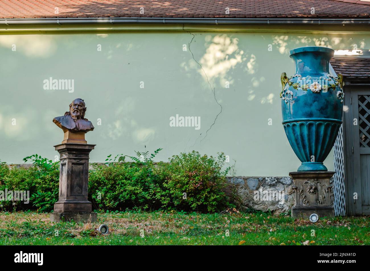 Amphorae house hi-res stock photography and images - Alamy