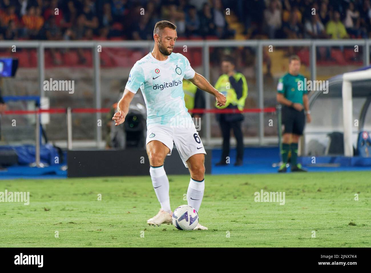 Via Del Mare stadium, Lecce, Italy, August 13, 2022, Stefan de Vrij (FC ...