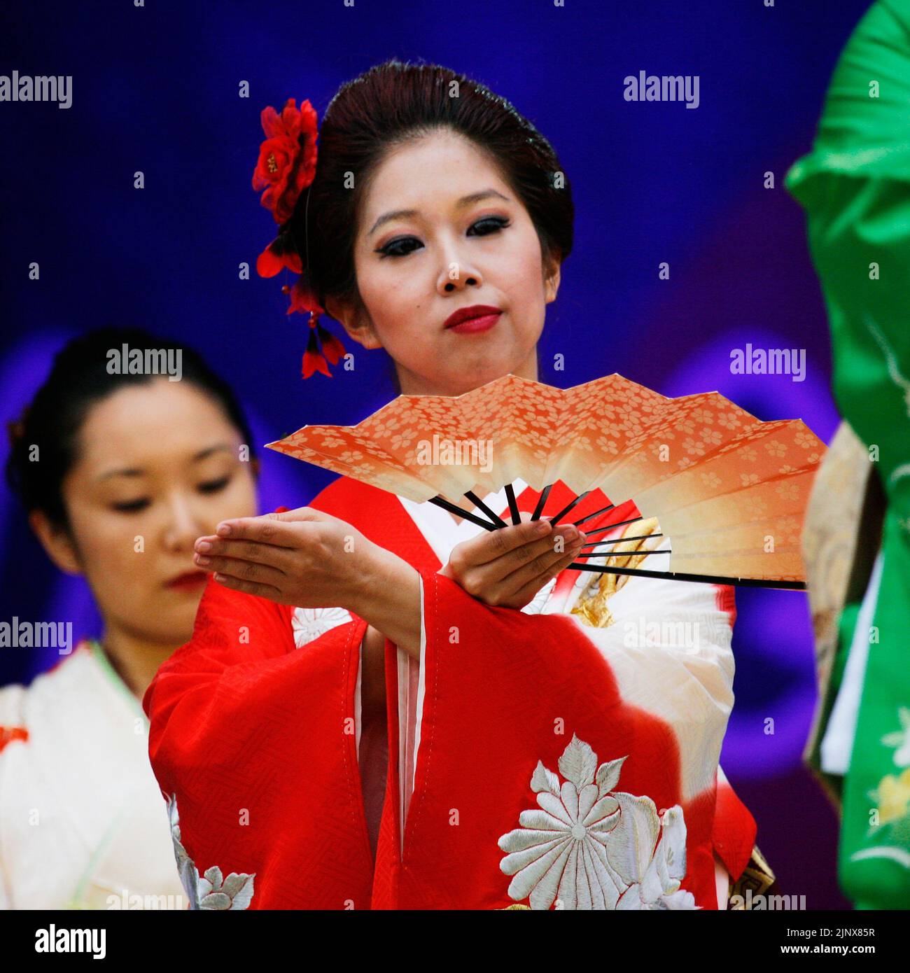 LONDON - OCT 5 : Participants, Hiroko Tanaka Nihon Buyo Team-Japanese ...