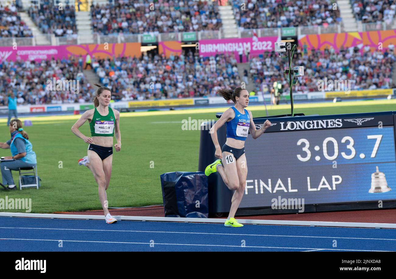 Laura Muir of Scotland and Ciara Mageean of Northern Ireland competing ...