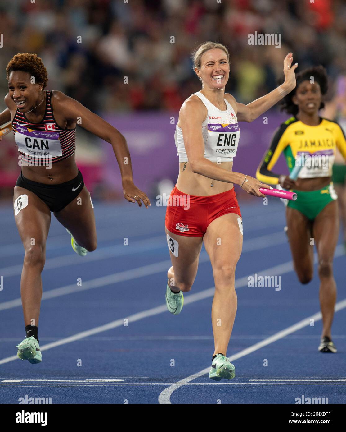 Aiyanna Stiverne of Canada and Jessie Knight of England competing in ...