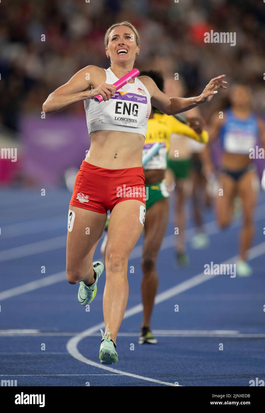 Jessie Knight of England competing in the women’s 4x400m final at the ...
