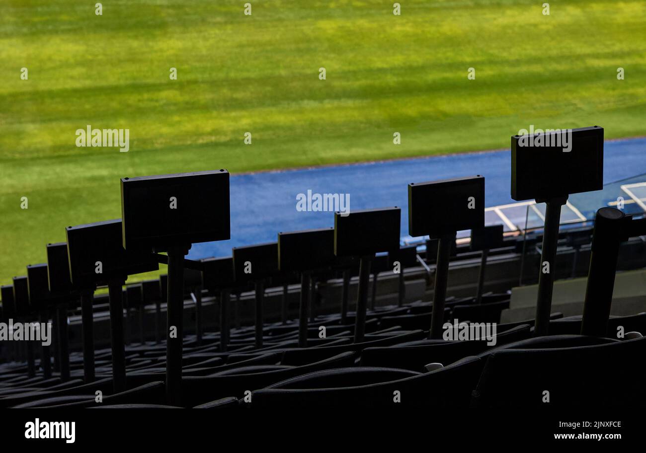 Soccer stadium paris hi-res stock photography and images - Alamy