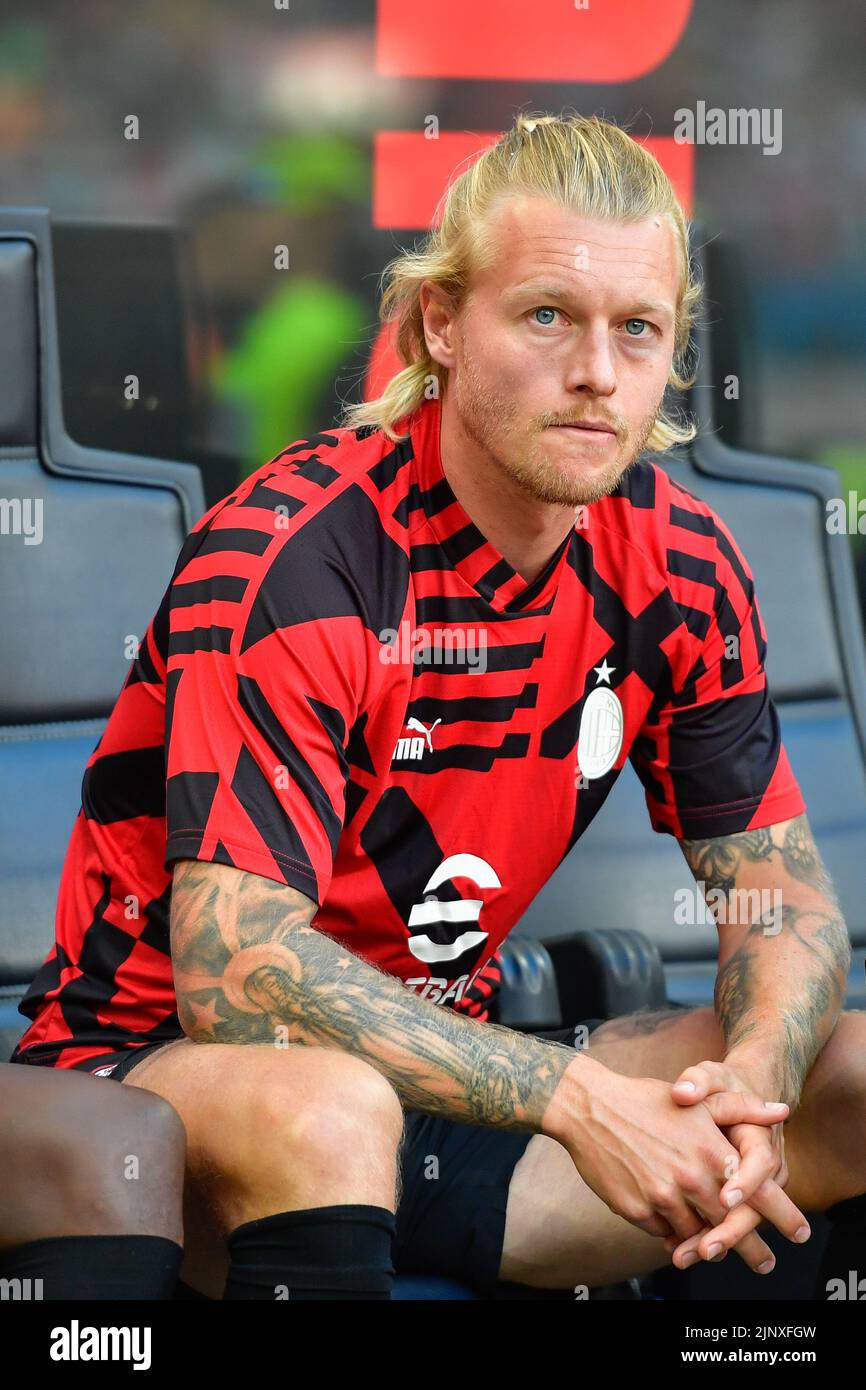Simon kjaer 2022 hi-res stock photography and images - Alamy