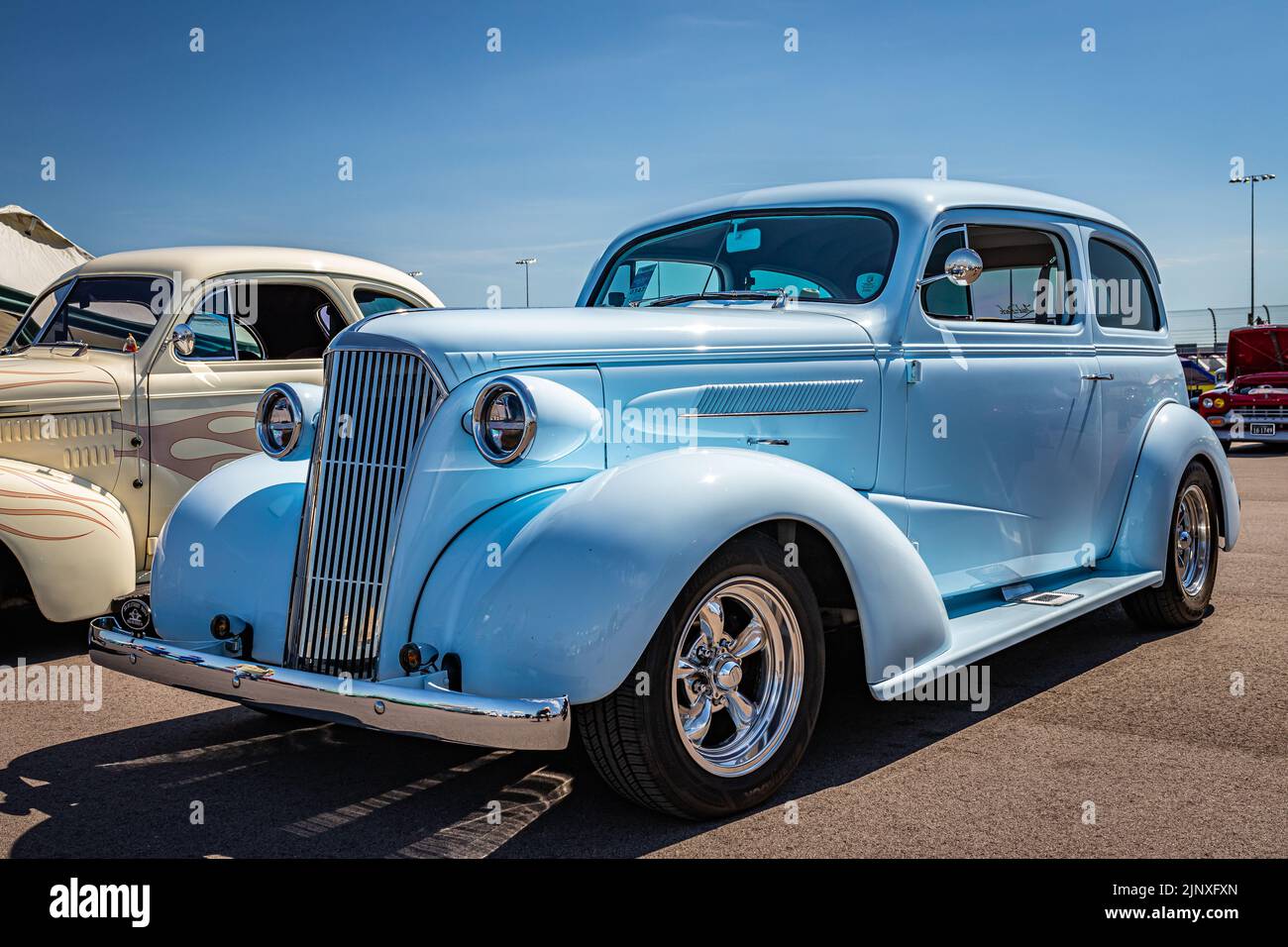 1937 Chevy Master Deluxe Lot 2D – 1937 Chevrolet Master Sedan