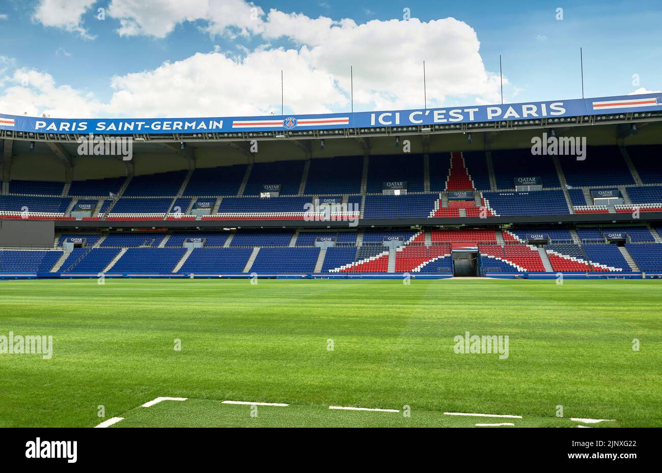 Pitch view at Parc des Princes arena, Paris Stock Photo - Alamy