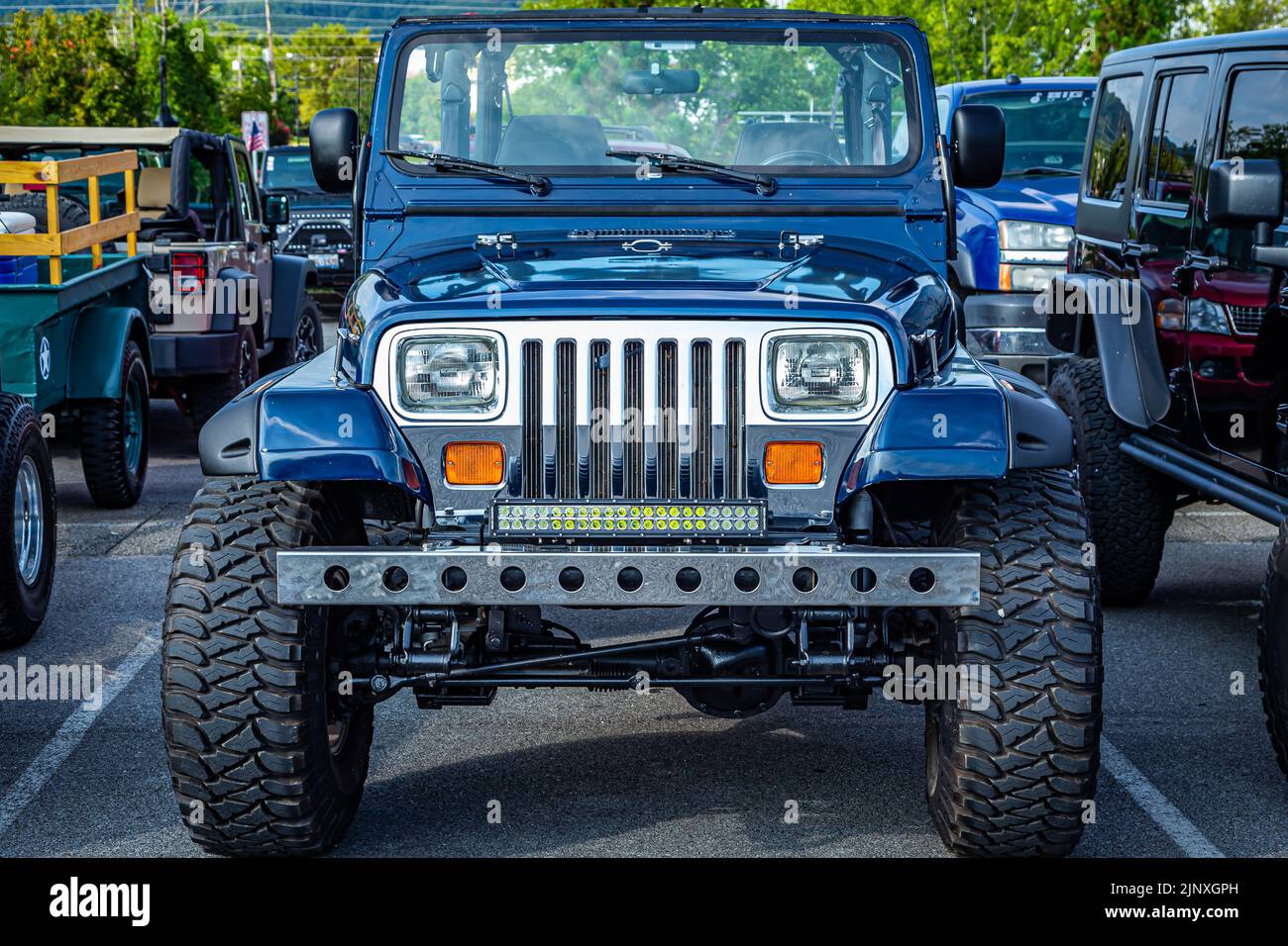 Pigeon Forge, TN - August 25, 2017: Modified Off Road Jeep Wrangler YJ ...