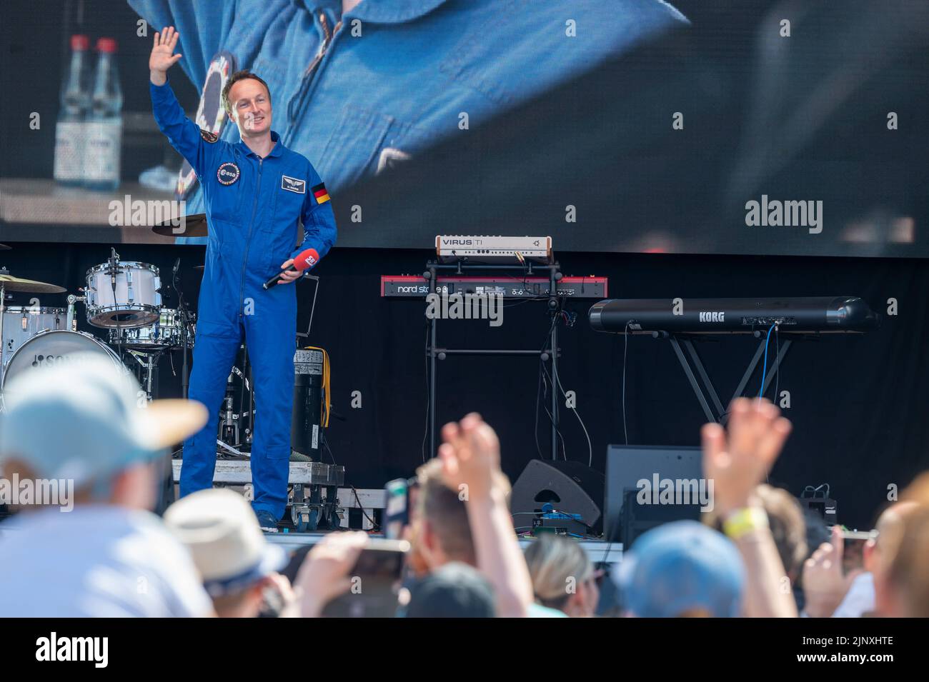 Bosen, Germany. 14th Aug, 2022. Astronaut Matthias Maurer greets the ...