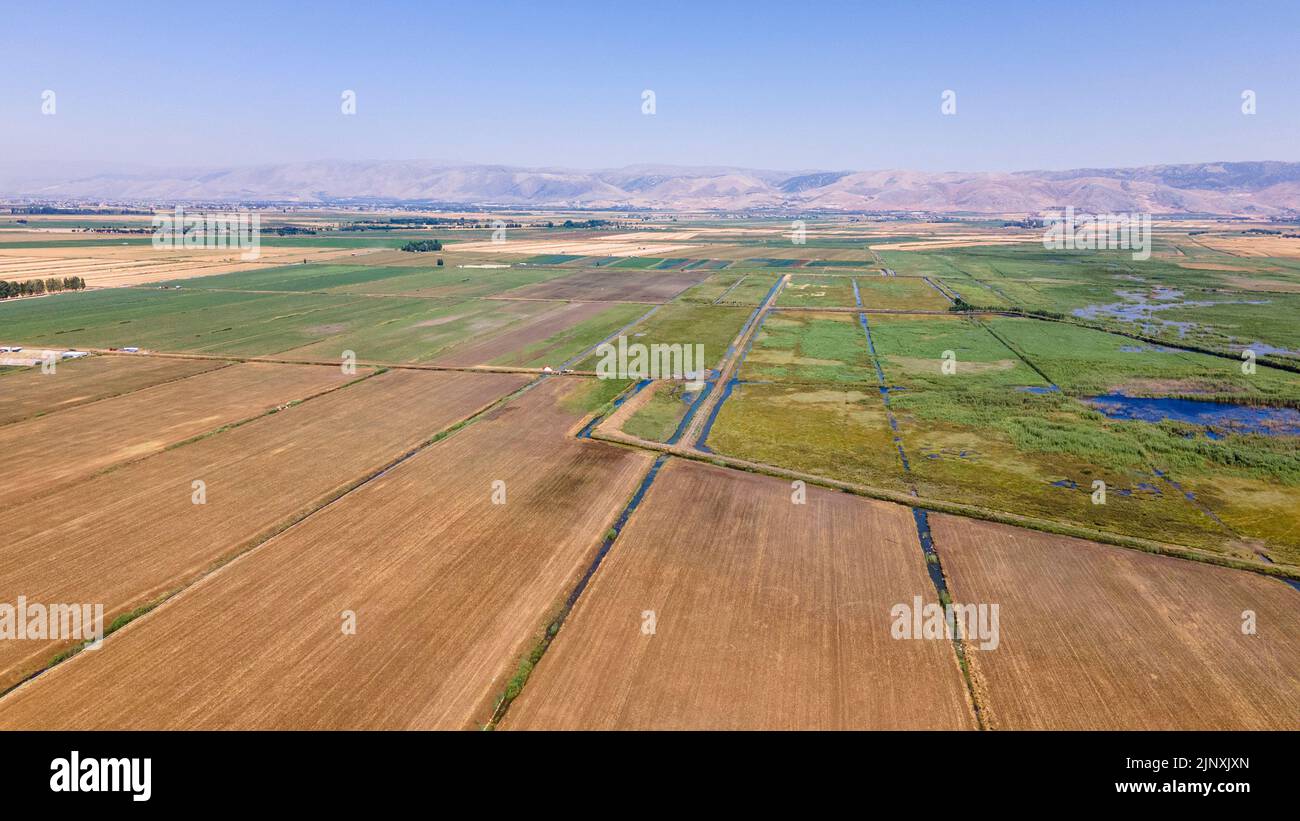 Lebanon bekaa valley hi-res stock photography and images - Alamy
