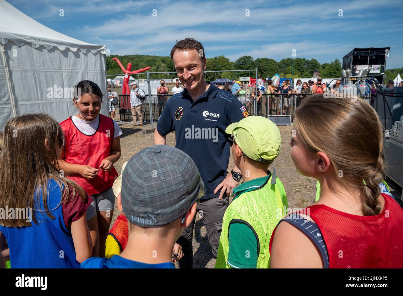 Bosen, Germany. 14th Aug, 2022. Astronaut Matthias Maurer chats with ...