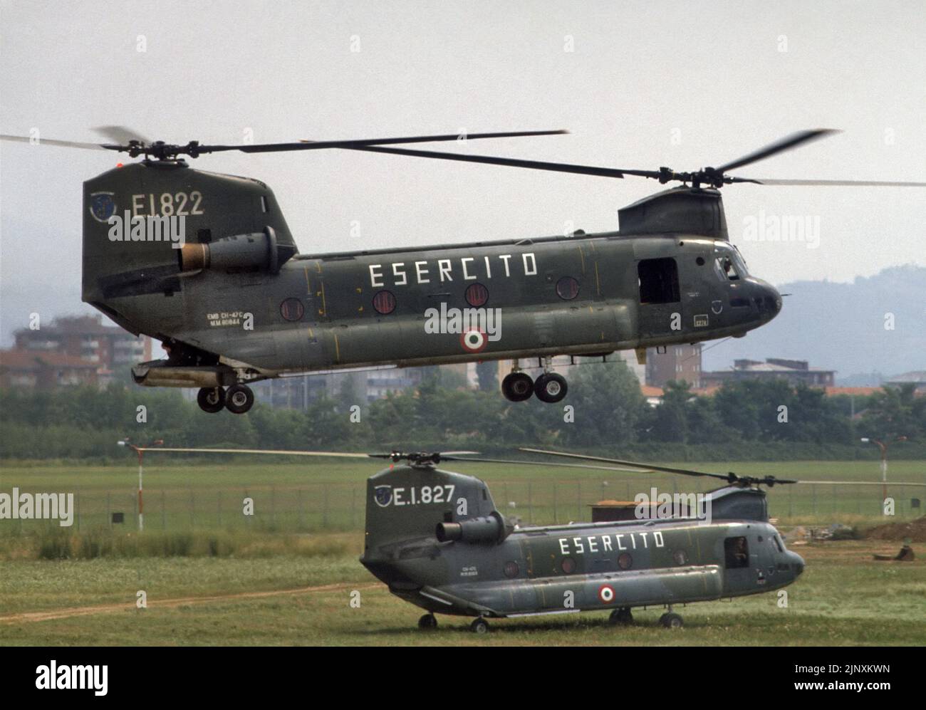 - Italian Army, transport helicopters CH 47 Chinook - Esercito Italiano ...