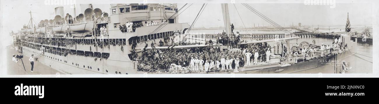 Us naval hospital hi-res stock photography and images - Alamy