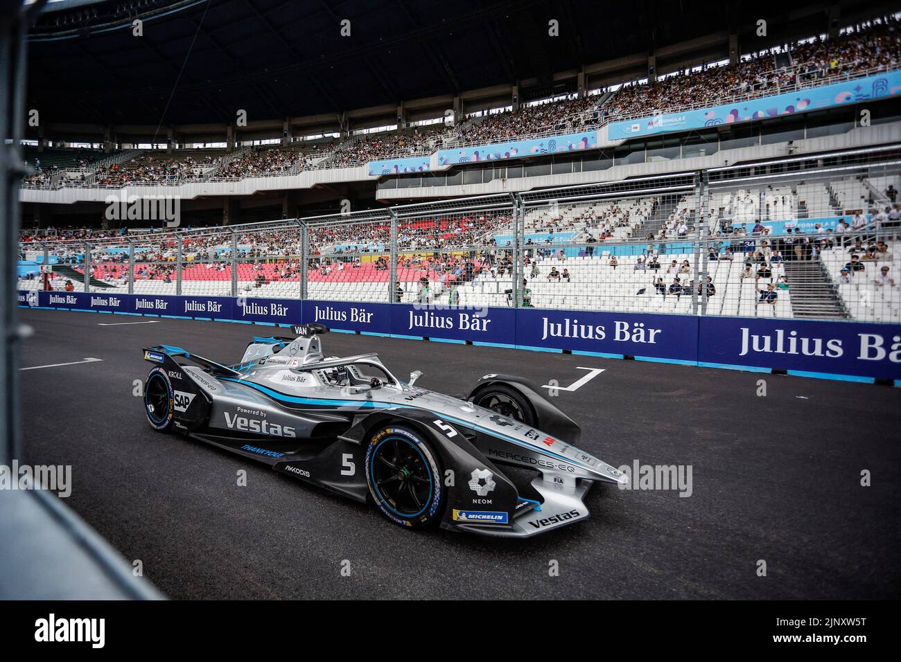 05 VANDOORNE Stoffel (bel), Mercedes-EQ Silver Arrow 02, action during ...