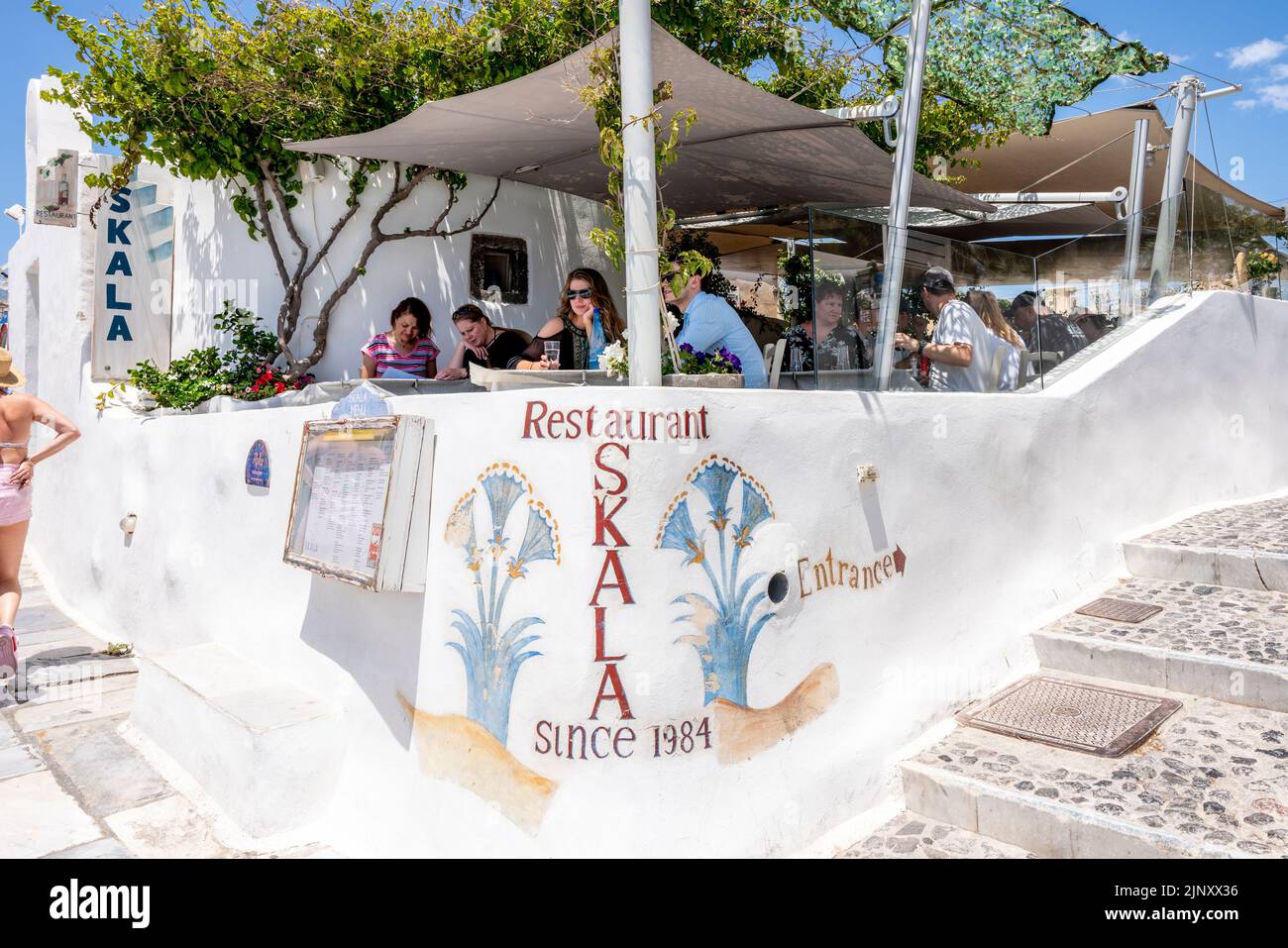 Skala restaurant hi-res stock photography and images - Alamy