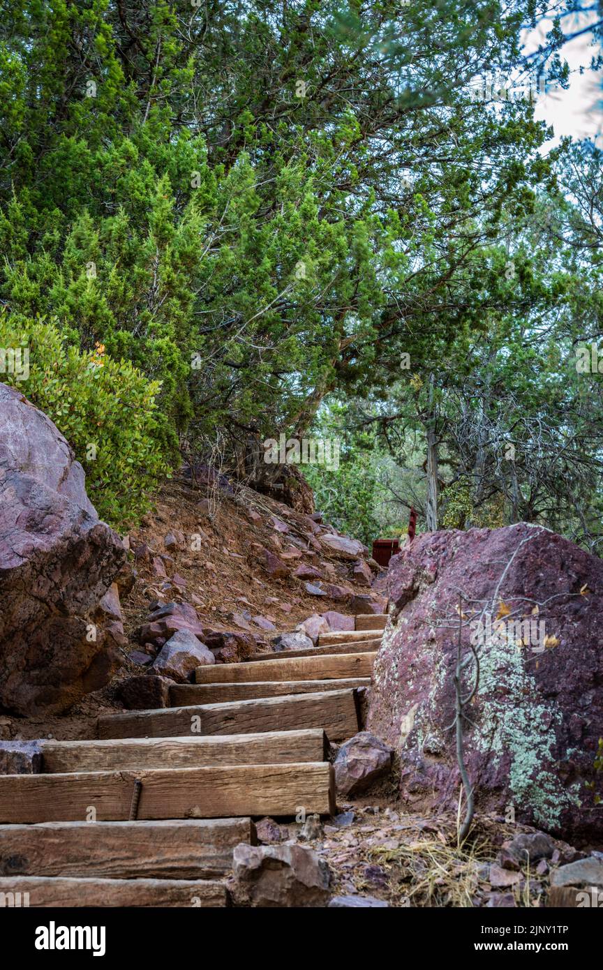 Steps on hiking trail that takes hikers below Tonto Natural Bridge in ...