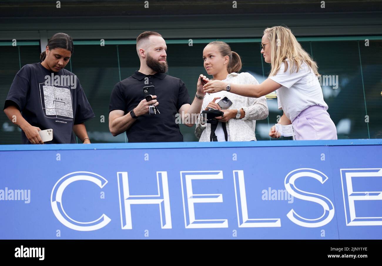 Erin cuthbert sam kerr hi-res stock photography and images - Alamy