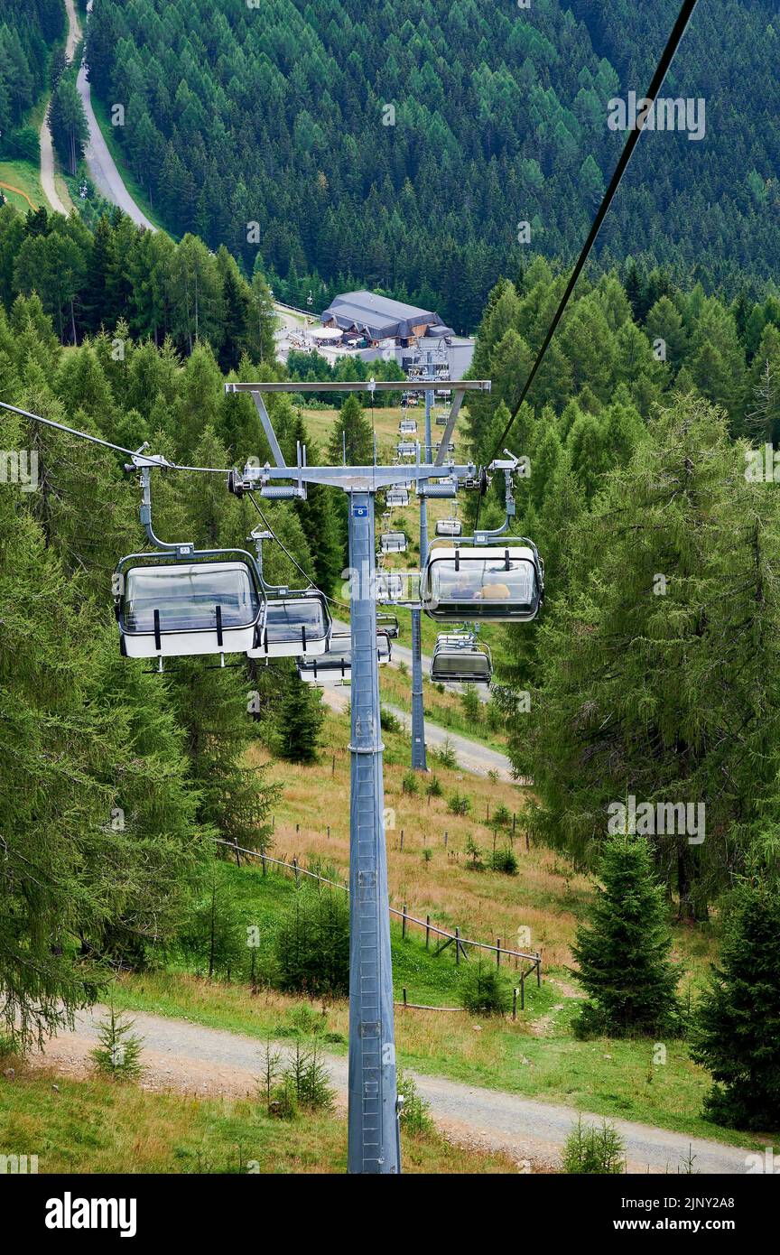 Austria cable car hi-res stock photography and images - Alamy