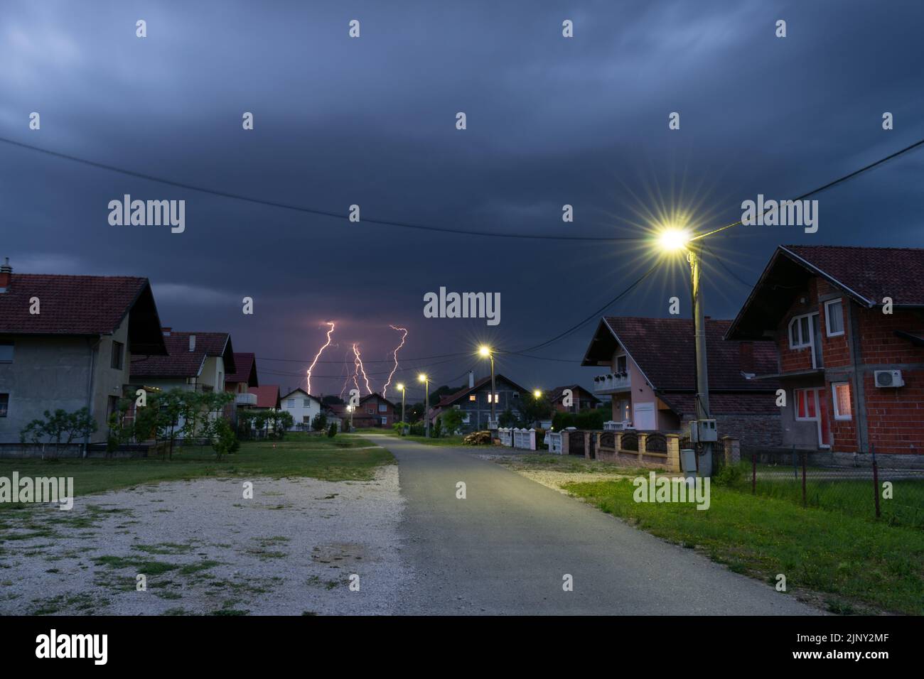 Dark neighbourhood hi-res stock photography and images - Alamy