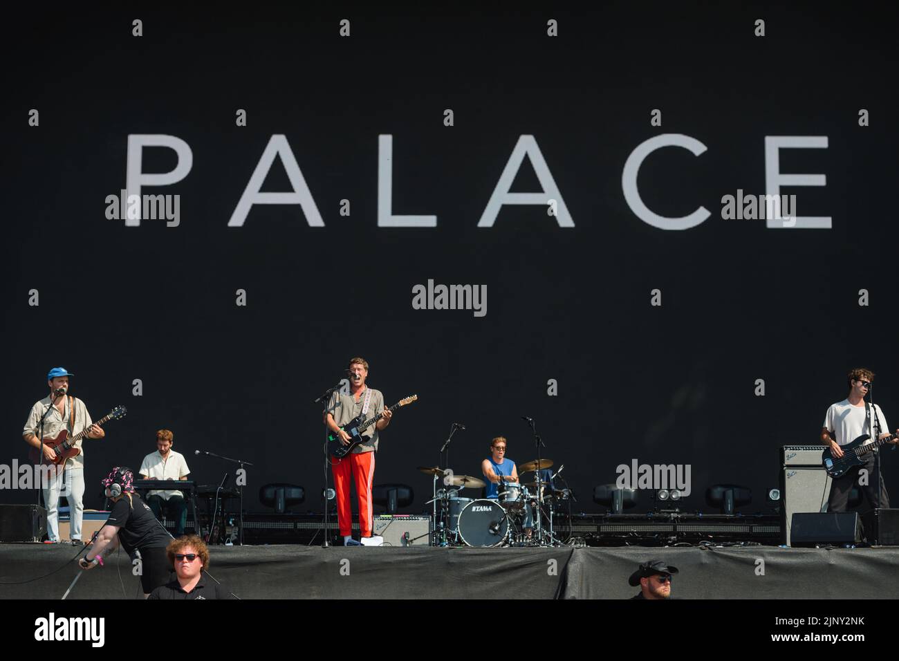 Newquay, Cornwall, UK. 14th August, 2022. Palace performing on main ...