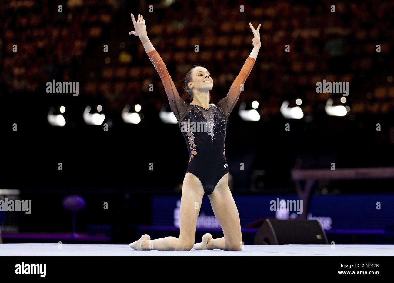 MUNCHEN - Naomi Visser in action during the apparatus final gymnastics ...