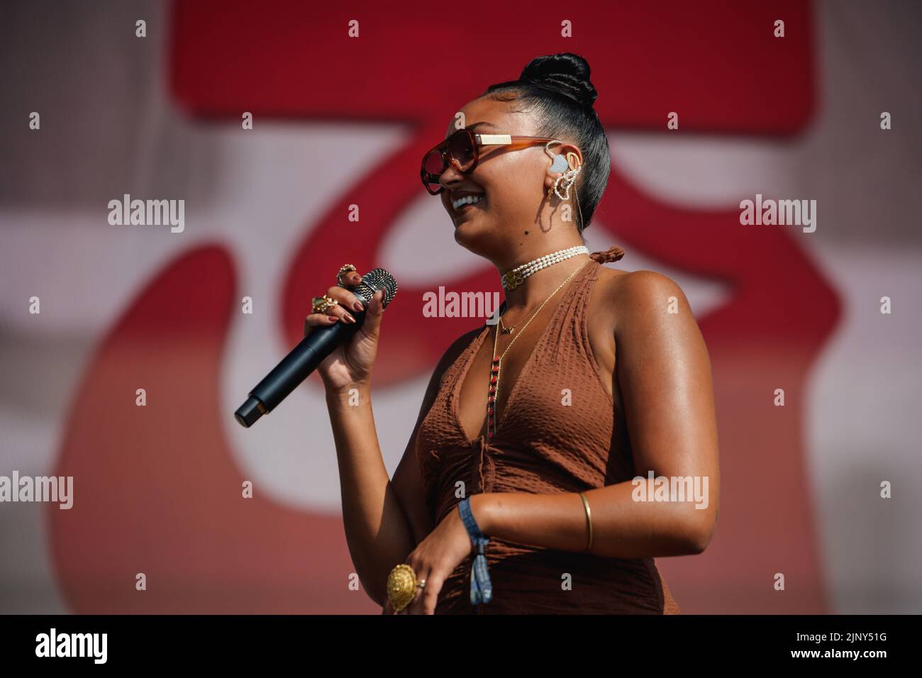 Newquay, Cornwall, UK. 14th August, 2022. Joy Crookes performing on ...