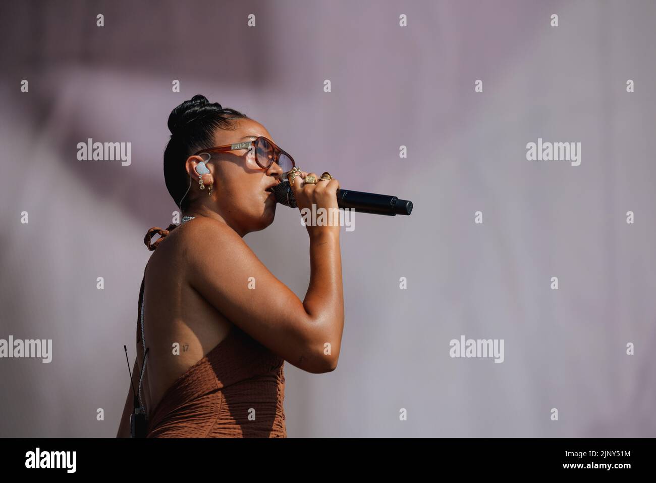 Newquay, Cornwall, UK. 14th August, 2022. Joy Crookes performing on ...