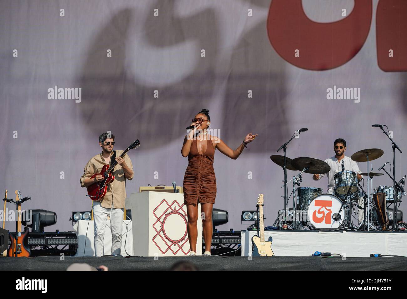 Newquay, Cornwall, UK. 14th August, 2022. Joy Crookes performing on ...