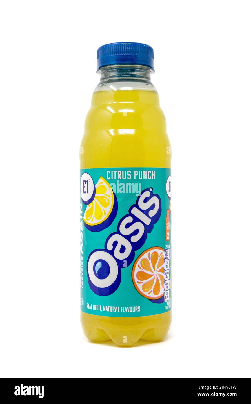 Oasis Citrus Punch 500ml Stock Photo - Alamy