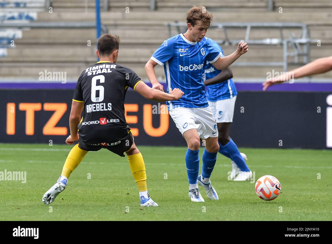 Lierse's Sebastiaan Brebels and Jong Genk's Kamiel Van de Perre ...