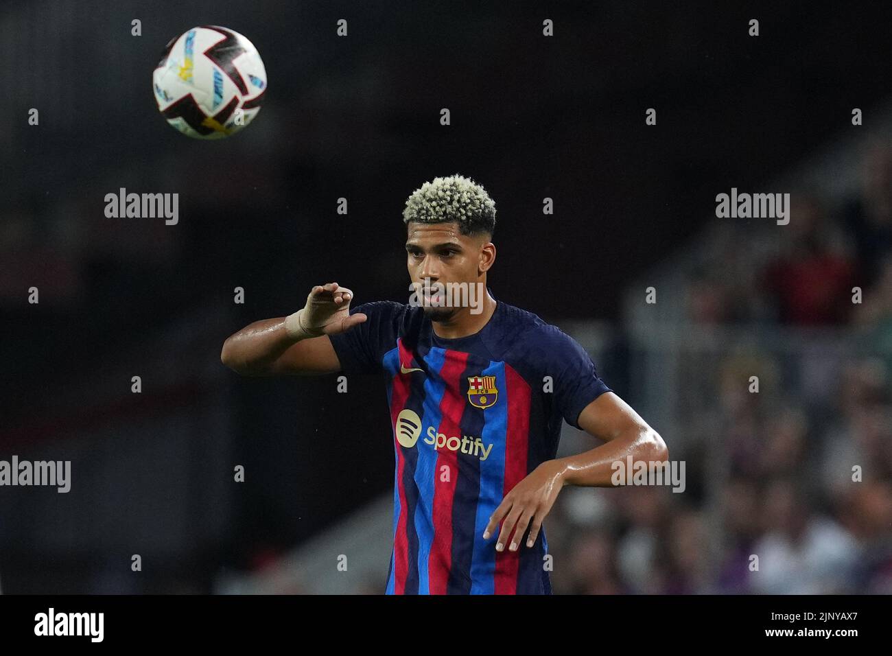 Ronald Araujo of FC Barcelona during the La Liga match between FC ...