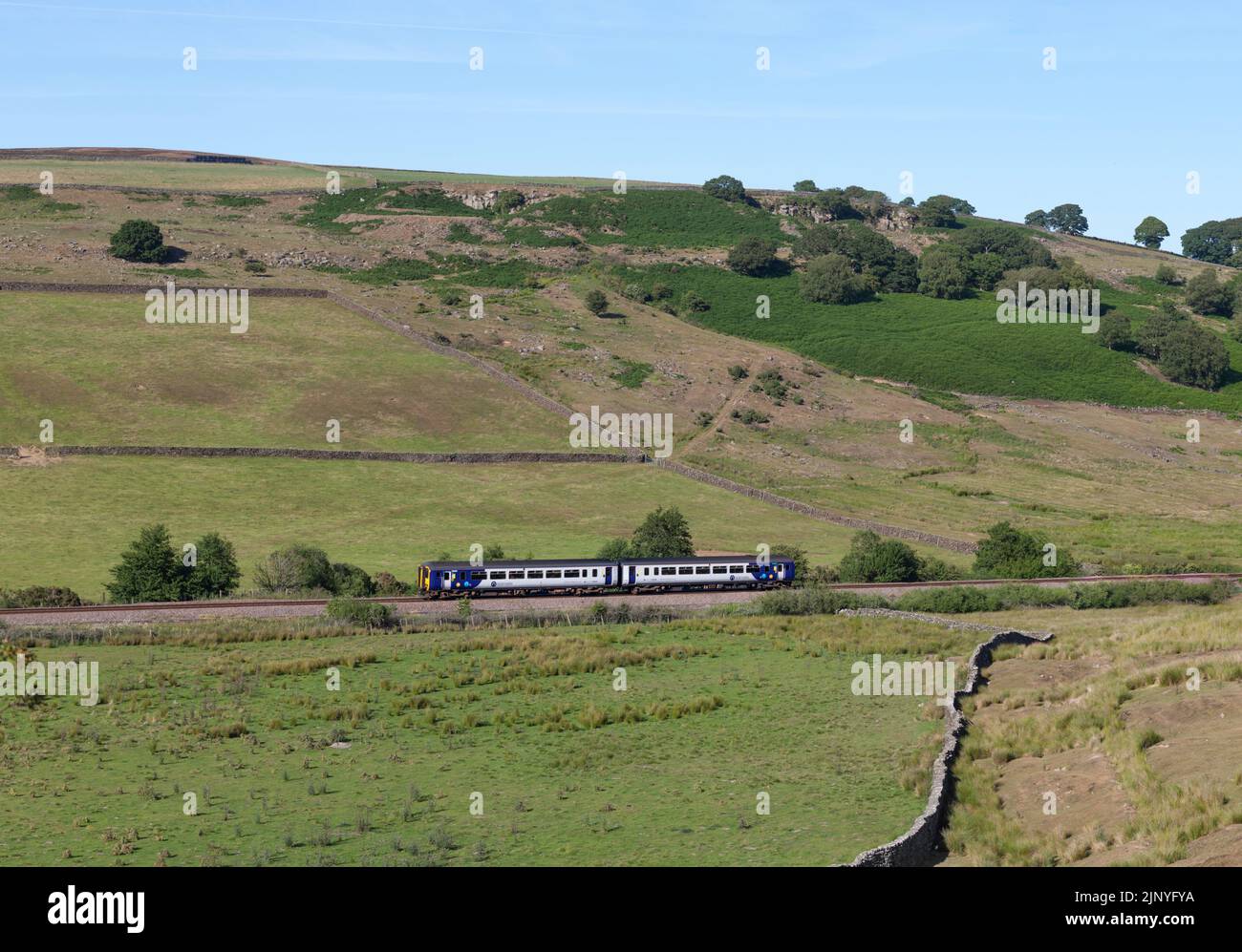 Northern Rail class 156 train156496 passing Kempswithem (between ...