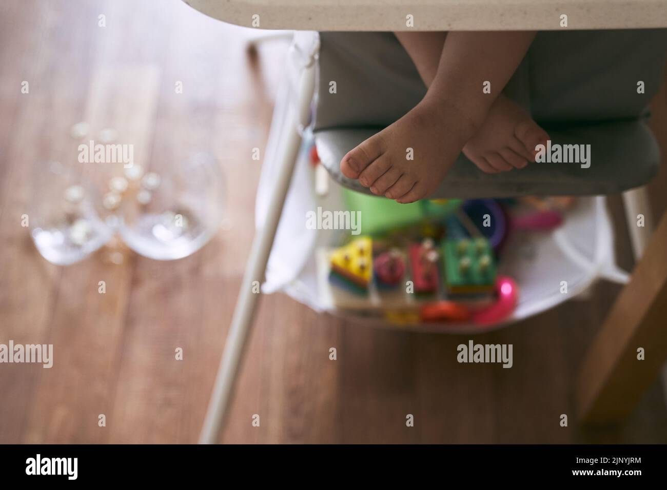 Chair plate broken hi-res stock photography and images - Alamy
