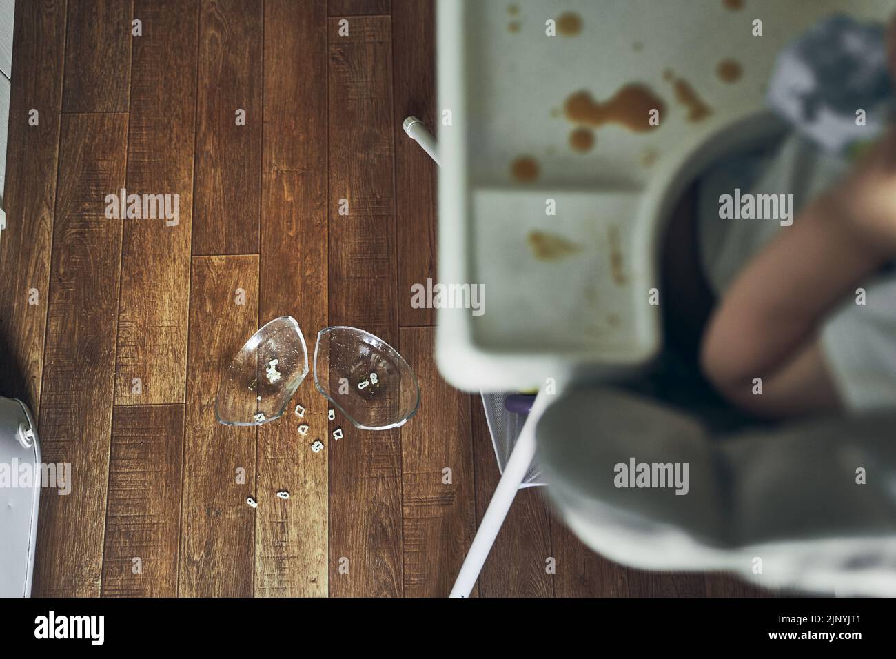 Mess on kitchen floor hi-res stock photography and images - Alamy