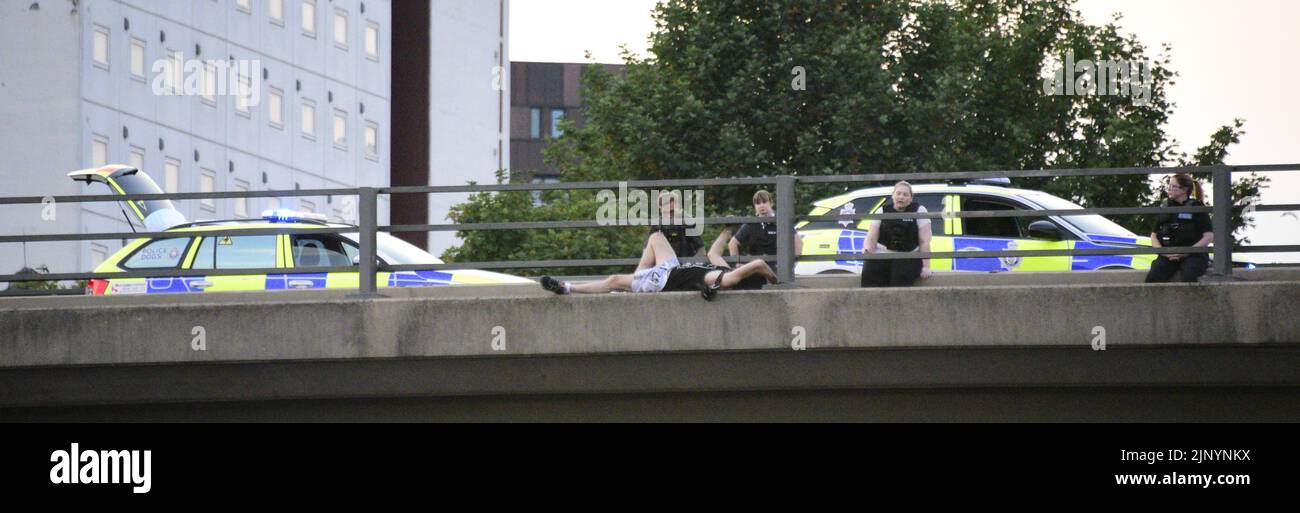 London fire bridge officers hi-res stock photography and images - Alamy