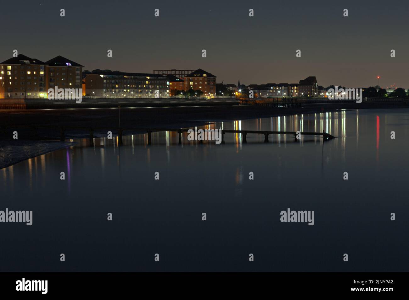 Erith pier hi-res stock photography and images - Alamy