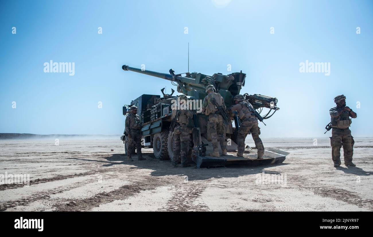 Caesar self propelled howitzer hi-res stock photography and images - Alamy