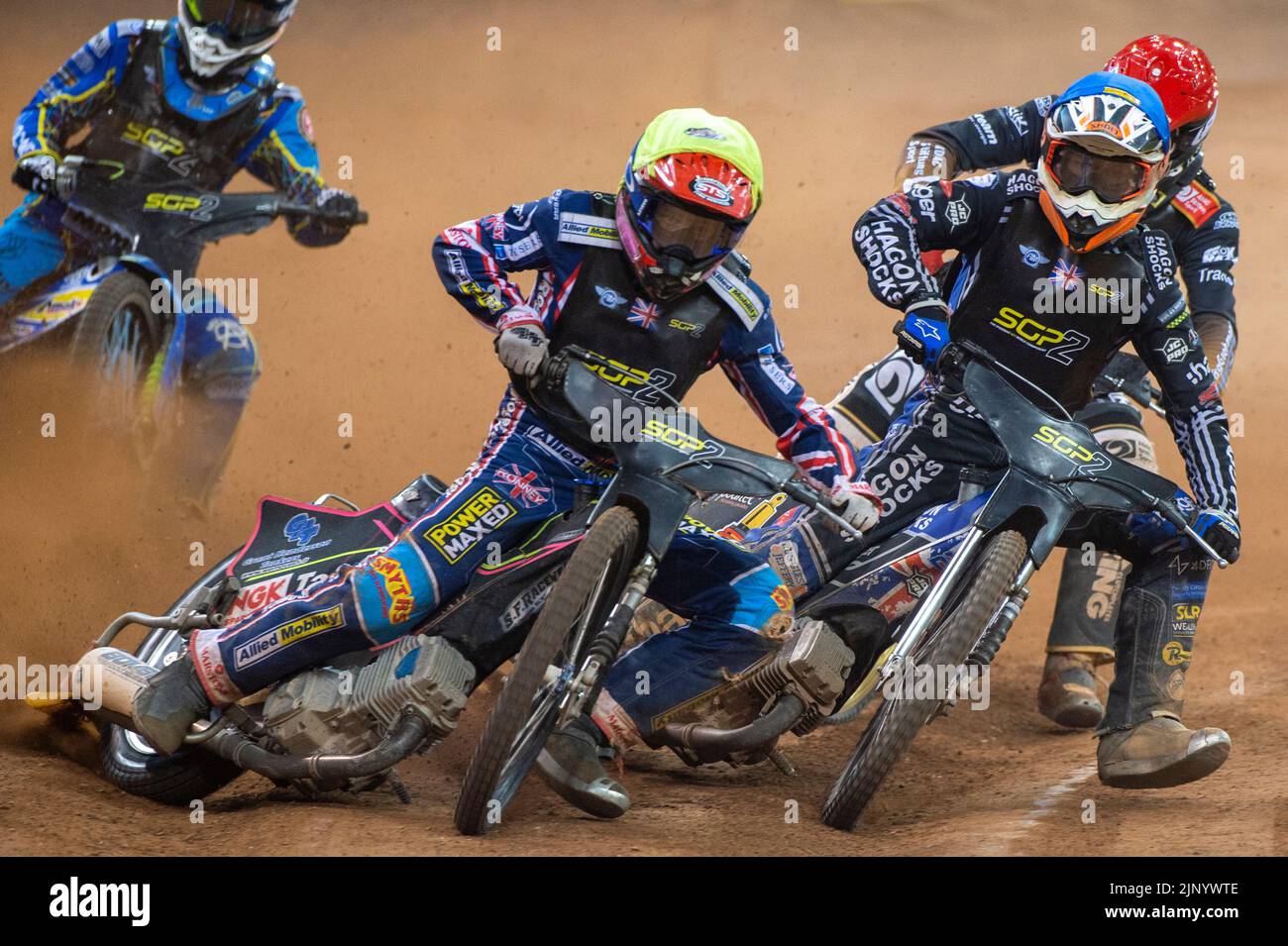 Leon Flint of United Kingdom (yellow), Jason Edwards of United Kingdom ...