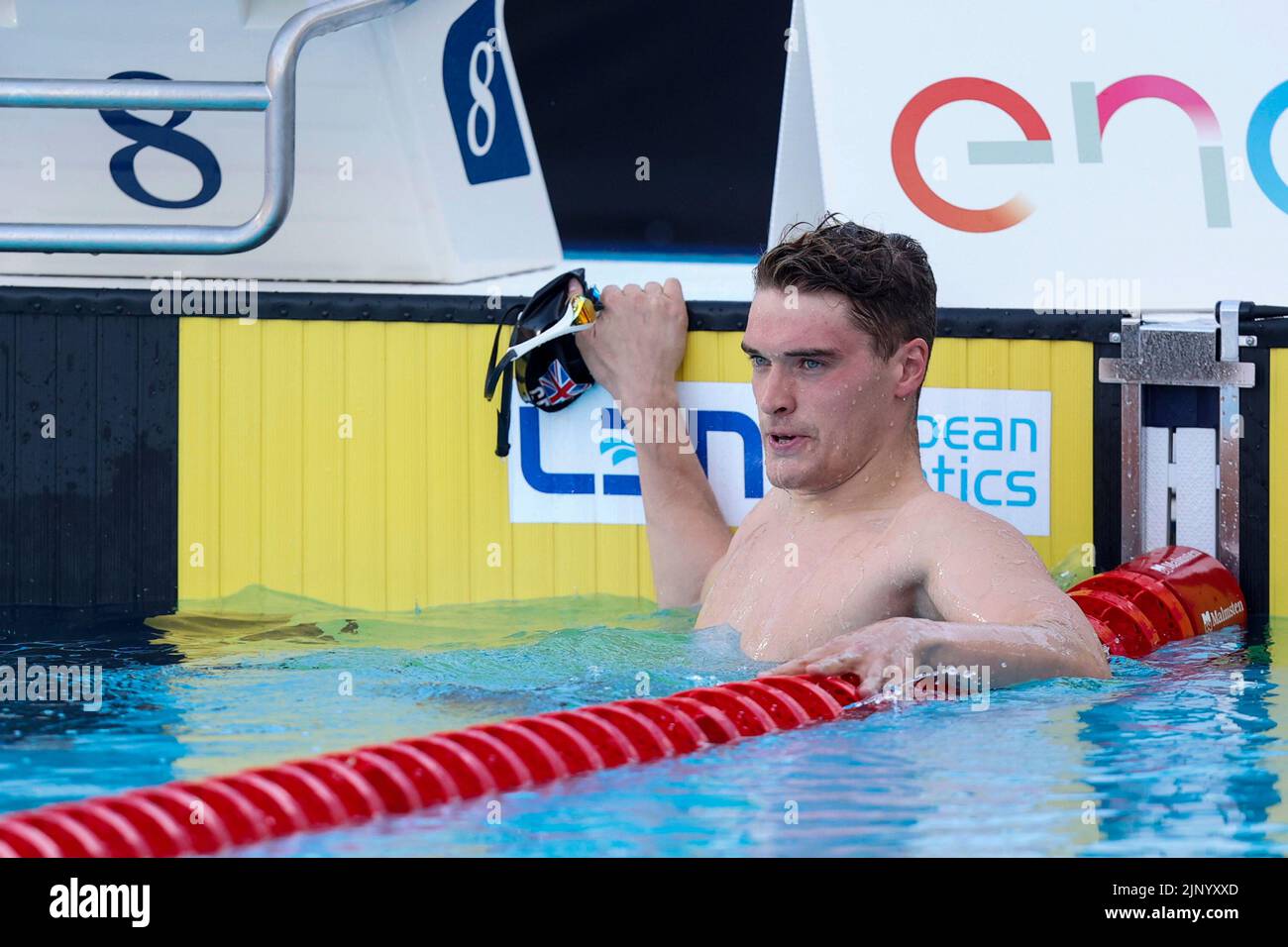 Both in the 200 meters breaststroke swimming hi-res stock photography ...