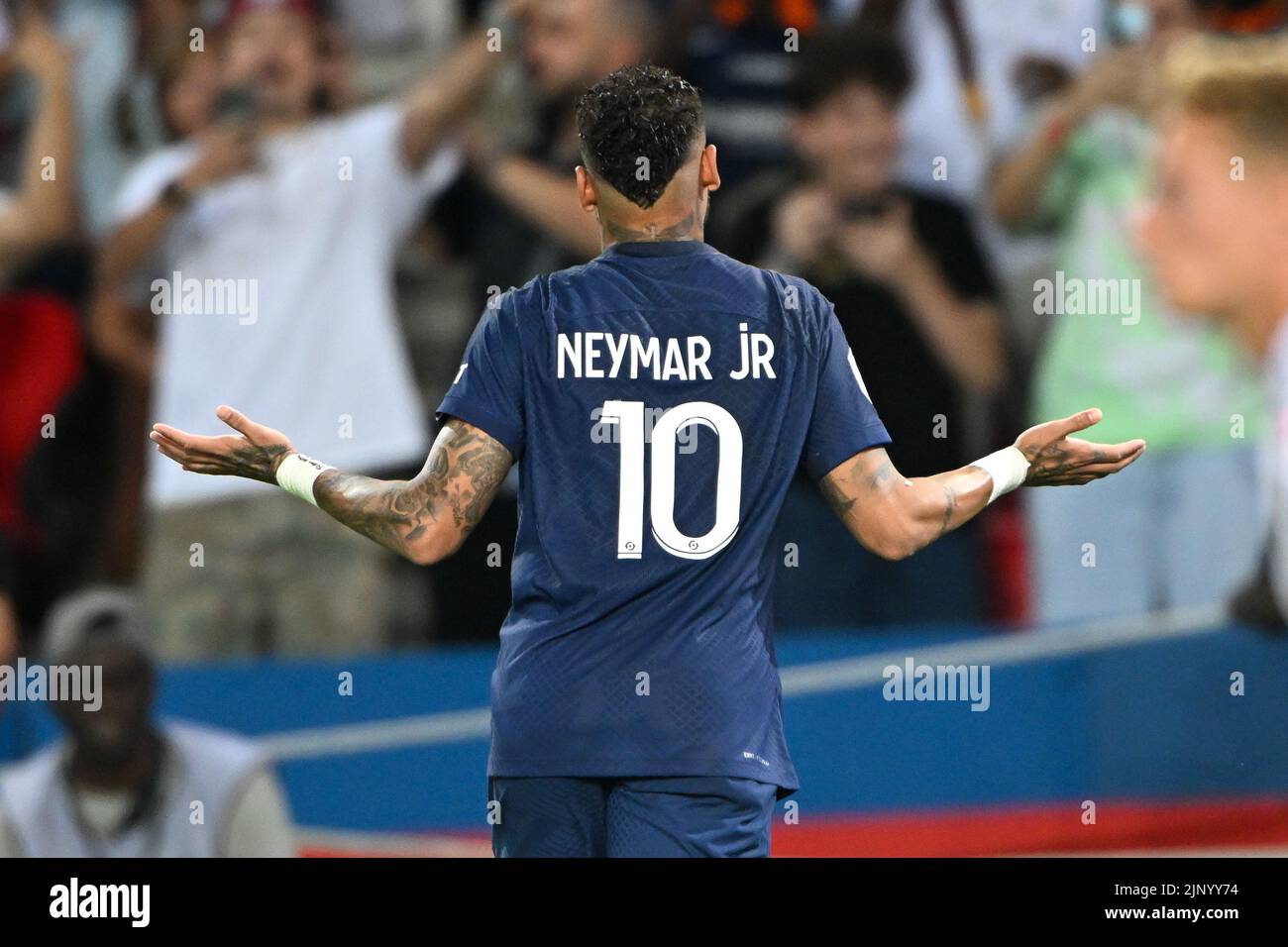 Neymar jr psg 2022 hi-res stock photography and images - Alamy