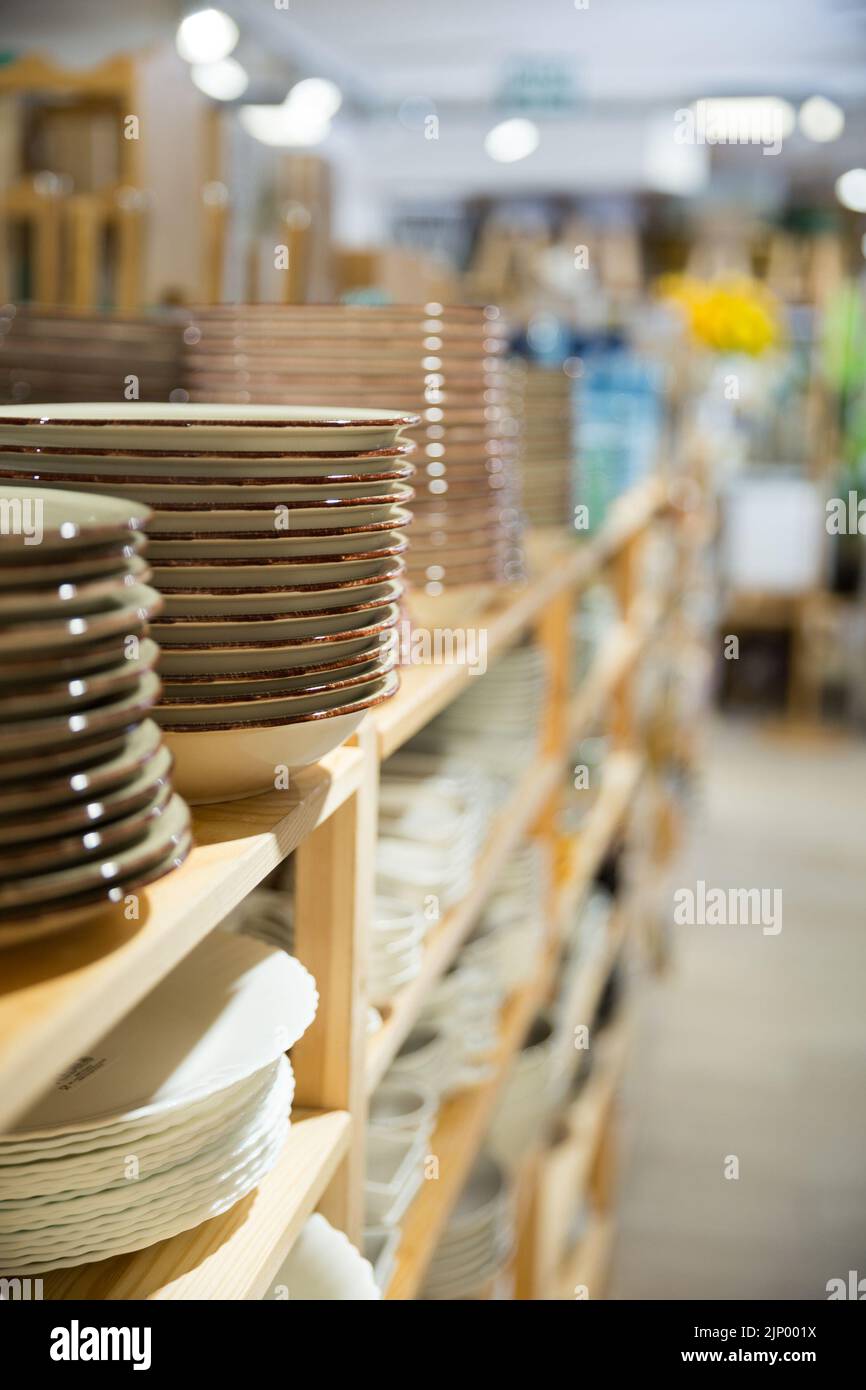 Crockery hypermarket hi-res stock photography and images - Alamy