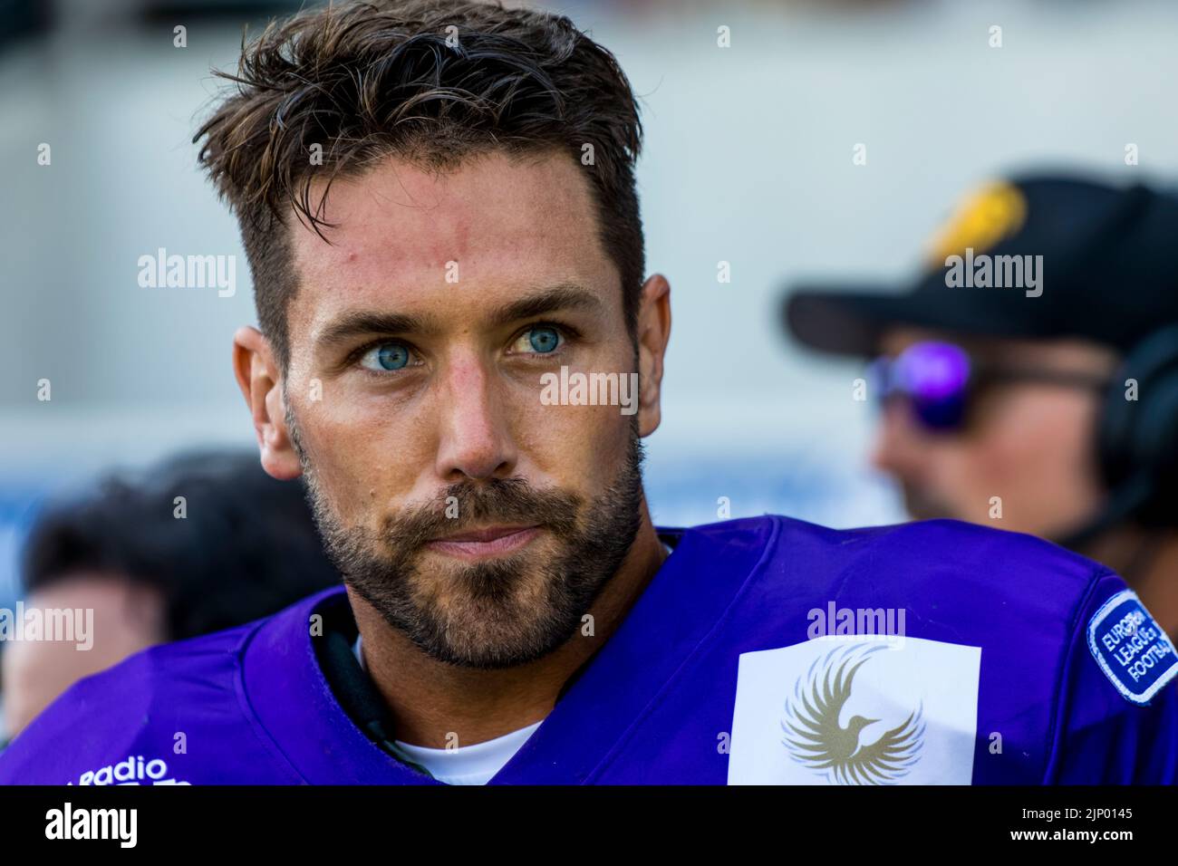 Sports arena horn hi-res stock photography and images - Alamy