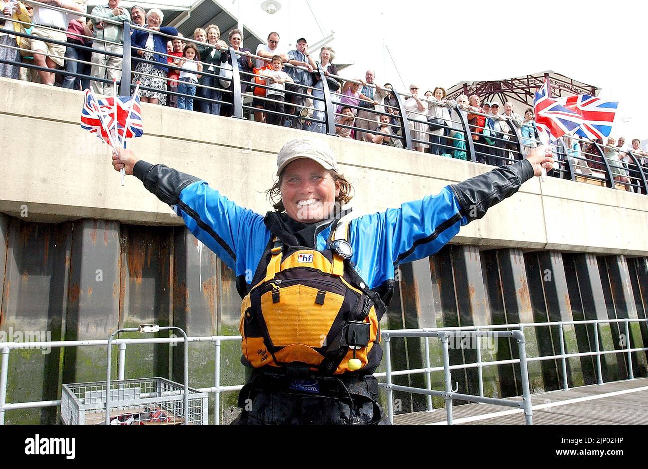 ROUND BRITAIN KAYAKER FIONA WHITBREAD BACK IN PO0RTSMO0UTH AFTER COMPLETING HER ADVENTURE AFTER ...