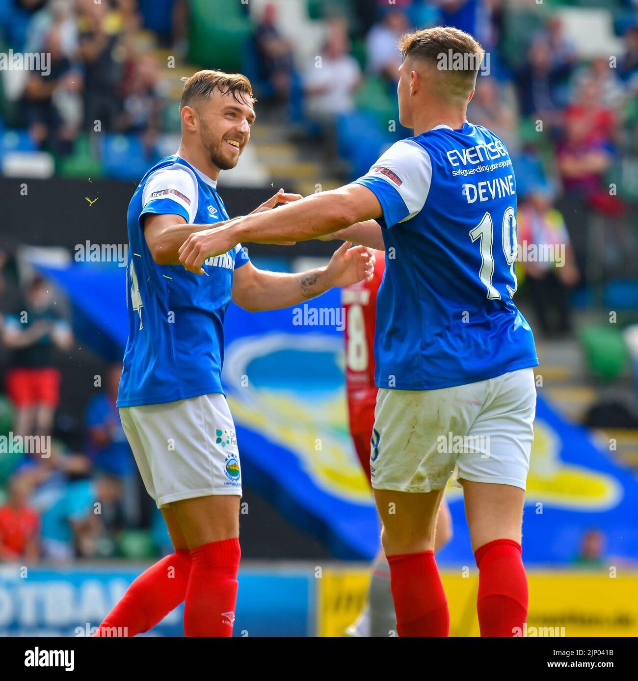 Robbie McDaid & Ethan Devine in action - Linfield Vs Portadown, Windsor ...