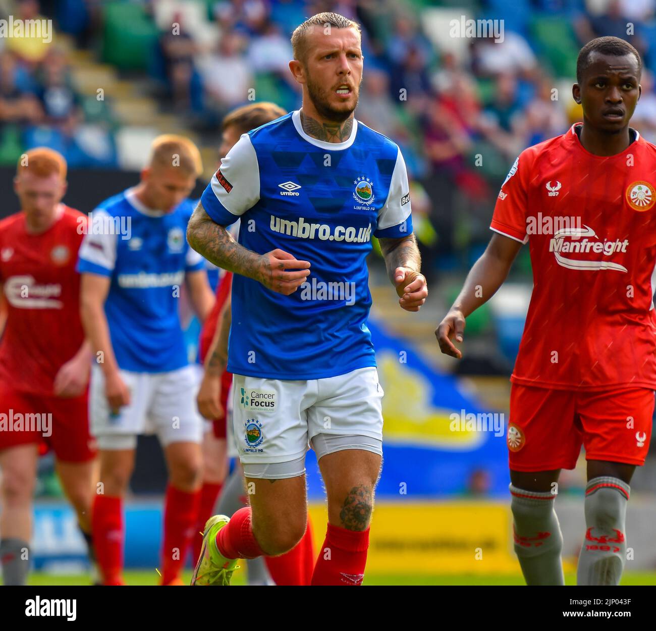 Kirk Millar in action - Linfield Vs Portadown, Windsor Park Belfast ...