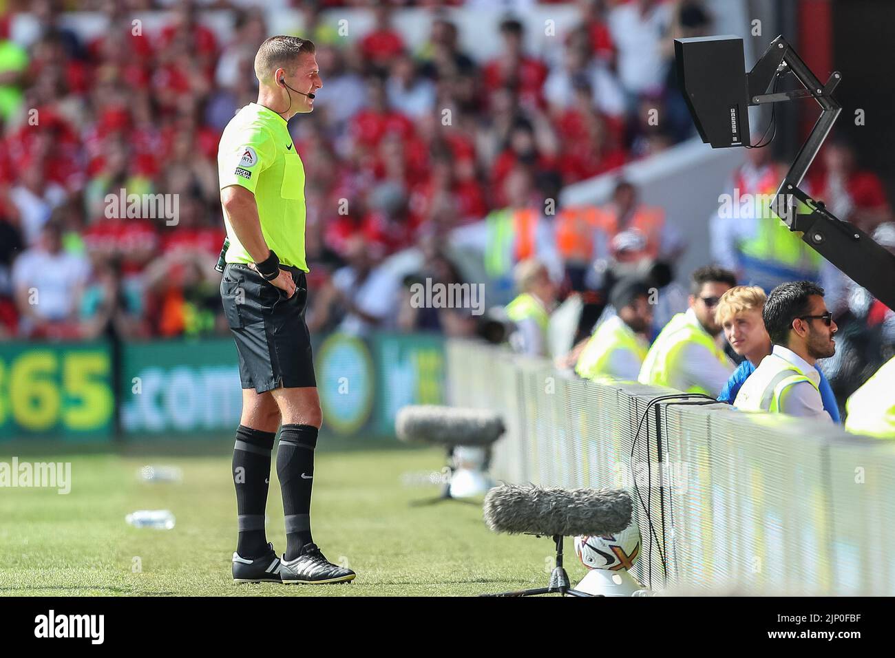 Var screen hi-res stock photography and images - Alamy