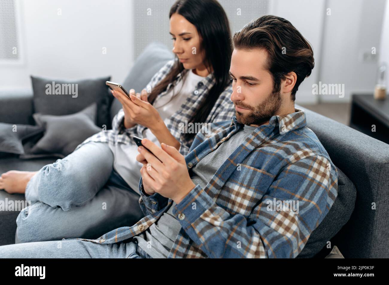 Browse networks hi-res stock photography and images - Alamy