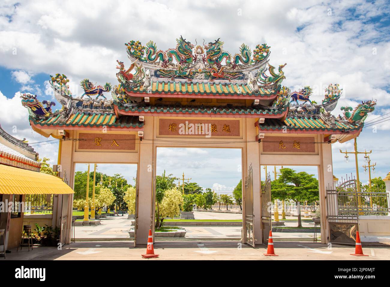 Chachoengsao Thailand 9th Jun 2022: The closeup image of gate of Wat ...