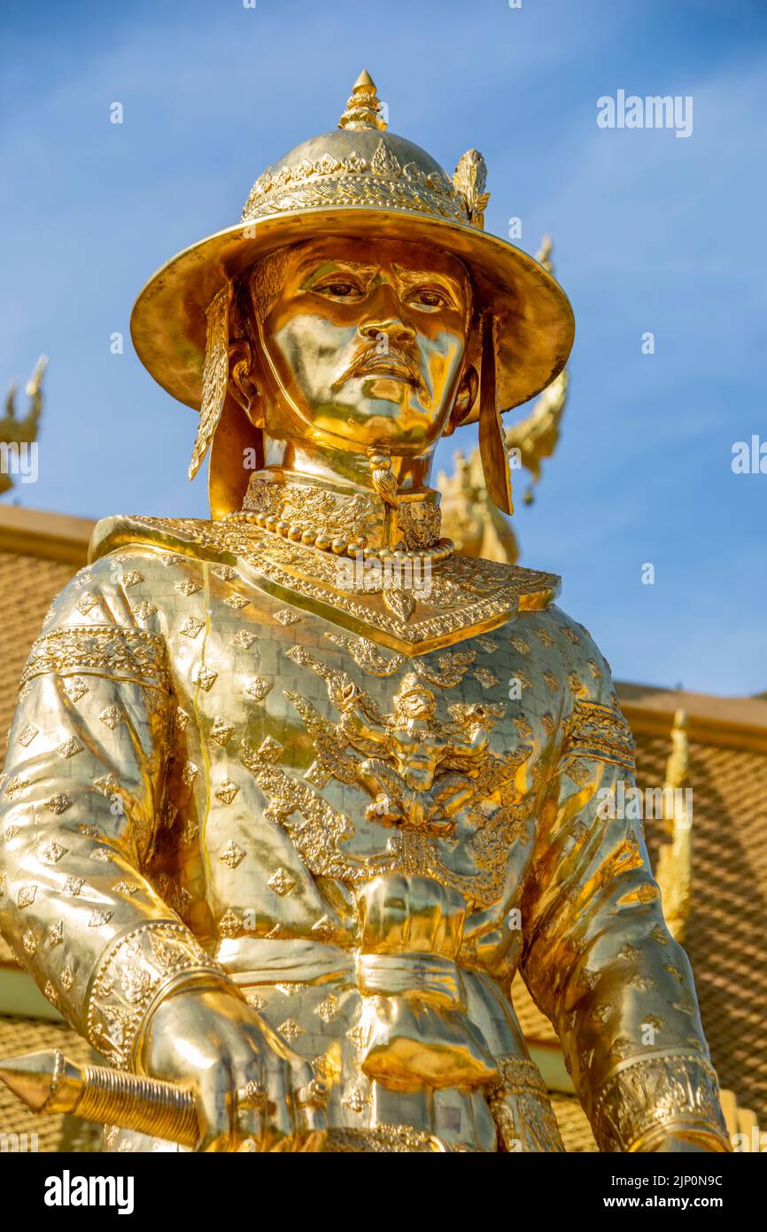 Statue of king taksin the great hi-res stock photography and images - Alamy